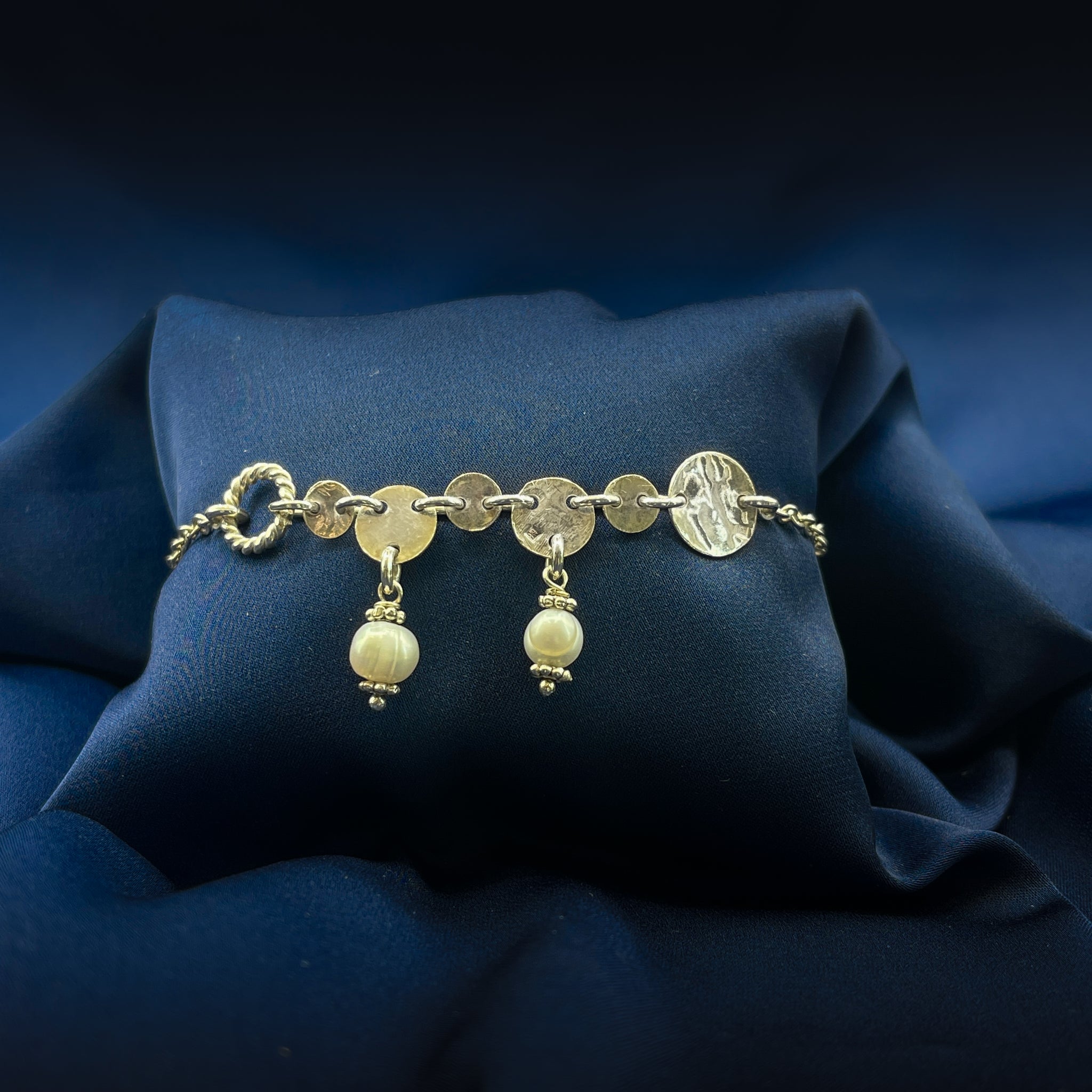 Lightning Bracelet with Pearls